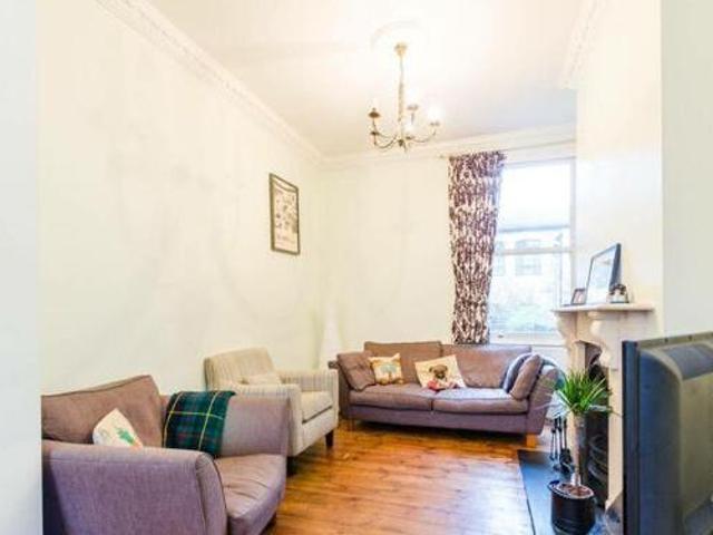 3 Bedroom Flat For Rent In Bow, London