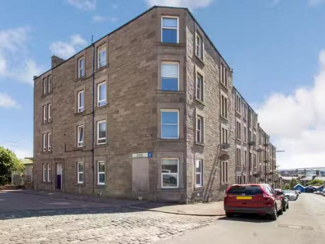 3 bedroom flat for rent in Black Street, Dundee, DD2