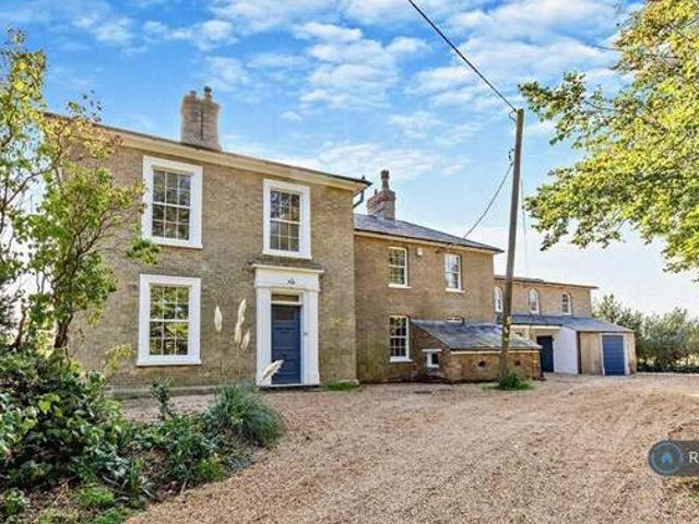 3 Bedroom Flat For Rent In Blunham