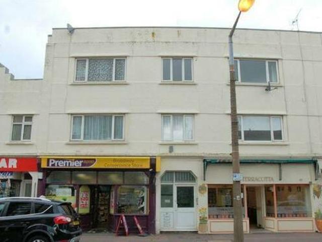 3 bedroom flat for rent in Broadway West LeighonSea SS9