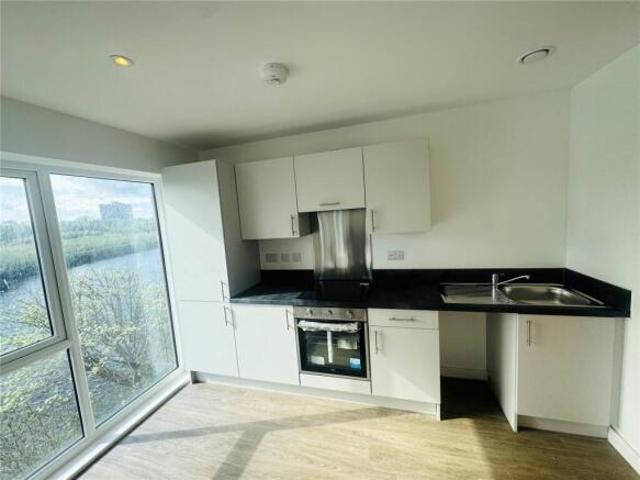 3 bedroom flat for rent in Bridgewater Wharf Block A, 257 Ordsall Lane, Salford, M5
