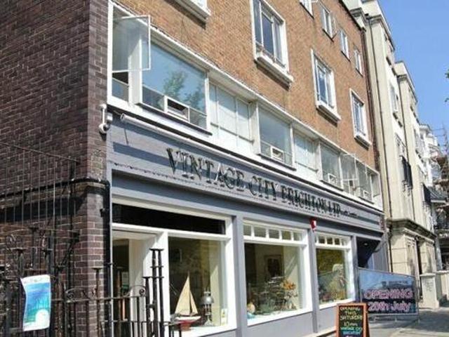3 Bedroom Flat For Rent In Brighton