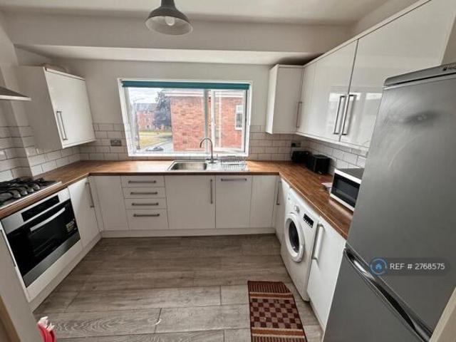 3 bedroom flat for rent in Brunswick Street, Leamington Spa, CV31