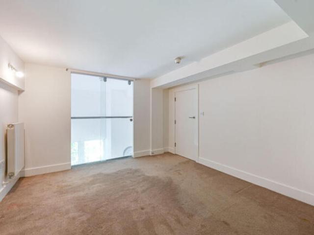 3 bedroom flat for rent in Building 22, Woolwich Riverside, London, SE18