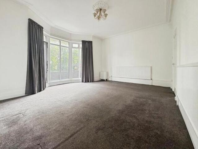 3 bedroom flat for rent in Burnt Ash Hill Lee SE12