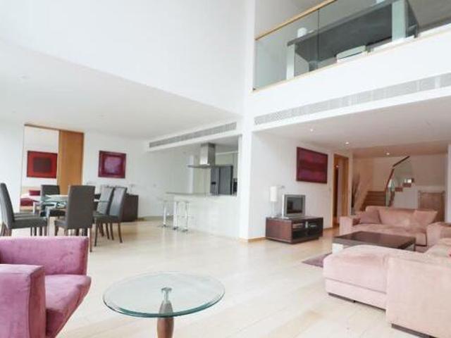 3 Bedroom Flat For Rent In Canary Wharf, London