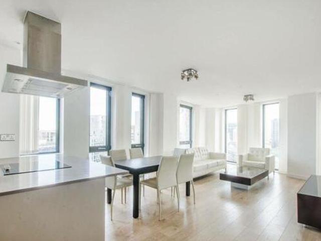 3 Bedroom Flat For Rent In Canary Wharf, London