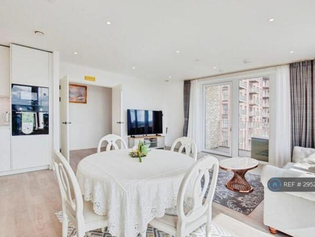 3 bedroom flat for rent in Caldon Boulevard, London, HA0