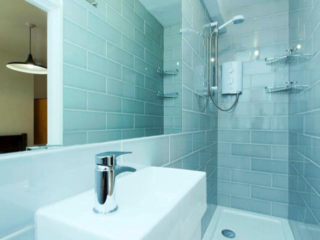3 bedroom flat for rent in Caledonian Road, Islington, N7