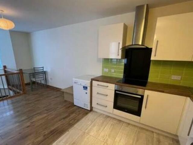3 bedroom flat for rent in Cardiff Cardiff CF24