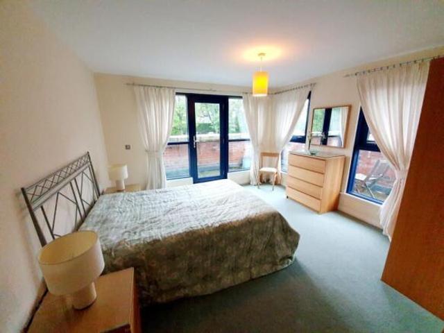 3 bedroom flat for rent in Carisbrooke Road, Far Headingley, Leeds, LS16
