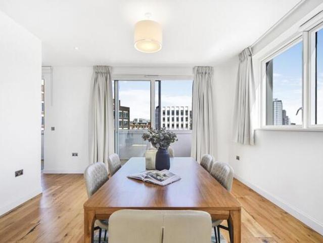 3 bedroom flat for rent in Carpet Street Sugar House Island E15