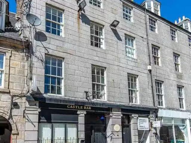 3 bedroom flat for rent in Castle Street, City Centre, Aberdee.