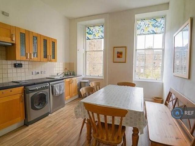 3 bedroom flat for rent in Castle Terrace, Edinburgh, EH1