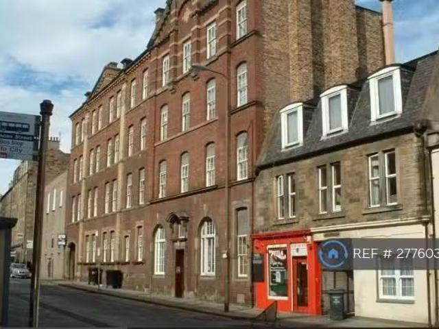 3 bedroom flat for rent in Causewayside, Edinburgh, EH9