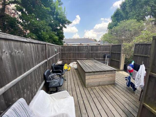 3 bedroom flat for rent in Choppins Court, Wapping, E1W
