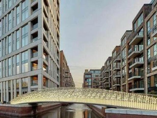 3 Bedroom Flat For Rent In Chelsea Creek, London