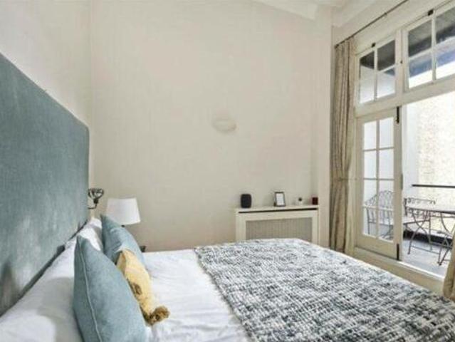 3 Bedroom Flat For Rent In Chelsea, London