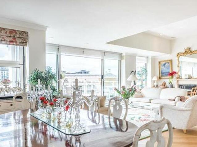 3 Bedroom Flat For Rent In Chelsea, London