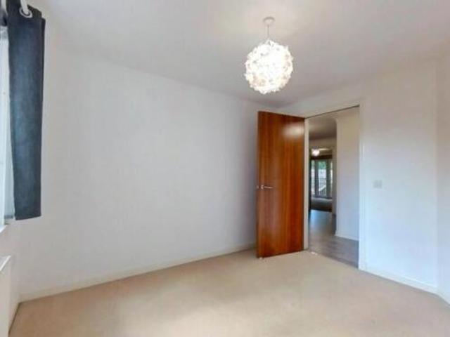 3 bedroom flat for rent in Chesterfield Gardens, Glasgow, G12