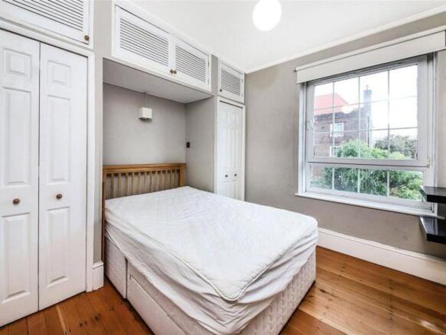 3 bedroom flat for rent in Chilam House, SE1