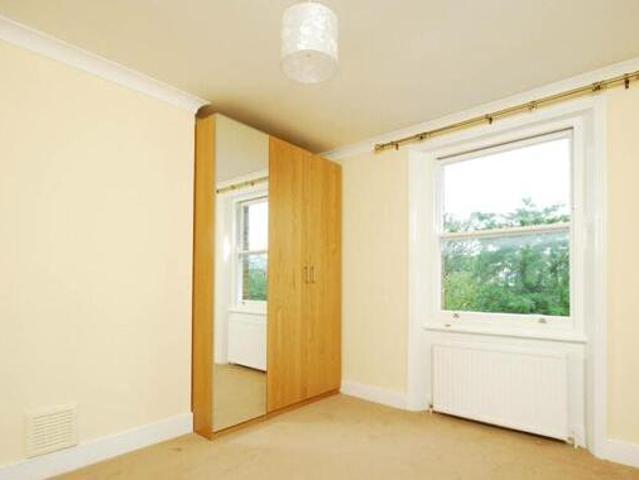 3 Bedroom Flat For Rent In Chiswick