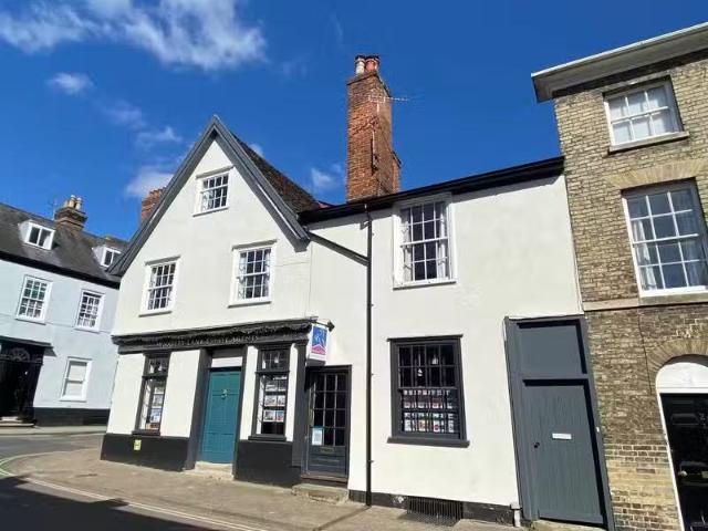 3 bedroom flat for rent in Churchgate Street, Bury St Edmunds.