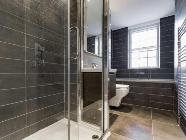 3 bedroom flat for rent in Circus Road, St John's Wood, NW8