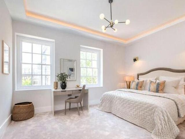 3 Bedroom Flat For Rent In Connaught Village