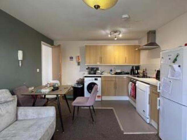 3 bedroom flat for rent in College Green, Bristol, BS8