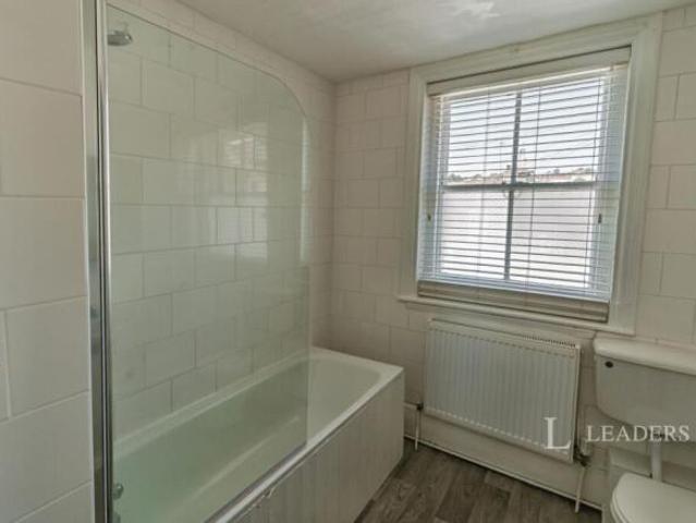 3 bedroom flat for rent in College Terrace, Brighton, BN2
