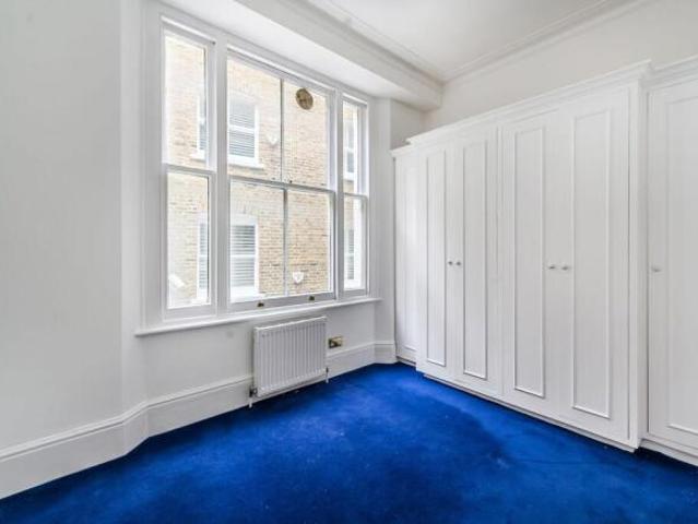 3 bedroom flat for rent in Collingham Place, South Kensington, London, SW5