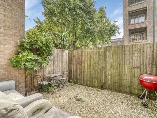 3 bedroom flat for rent in Cottage Grove, London, SW9