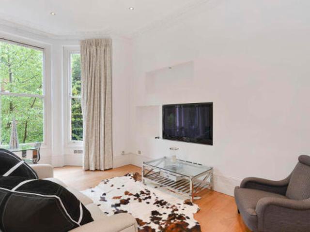3 bedroom flat for rent in Courtfield Road, London, SW7