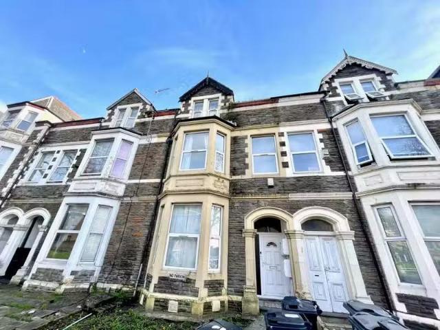 3 bedroom flat for rent in Cowbridge Road East, Canton, CF11
