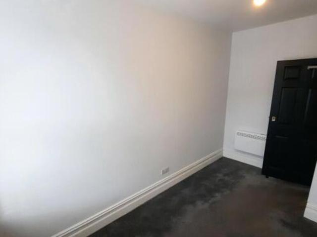 3 bedroom flat for rent in Claude Road, Cardiff, CF24 3PZ, CF24