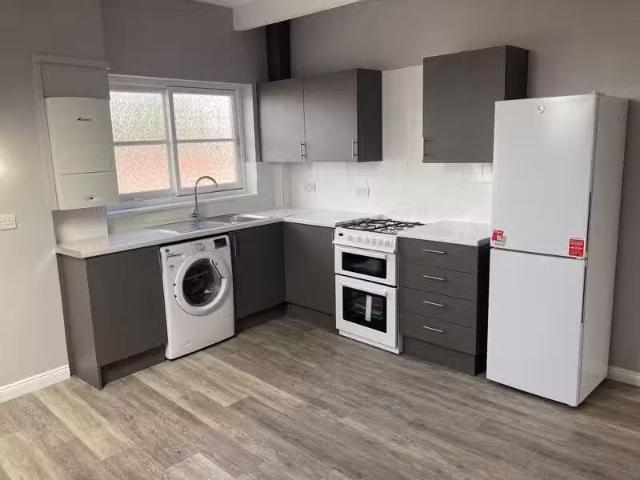 3 bedroom flat for rent in Clapgun Street, Castle Donington, D.