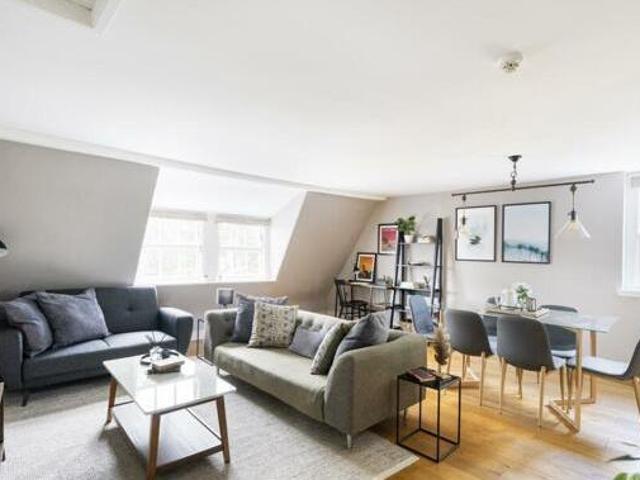 3 Bedroom Flat For Rent In Clifton