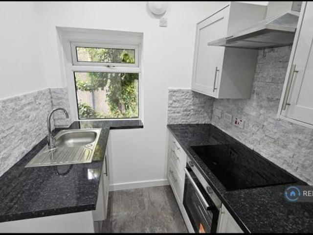 3 bedroom flat for rent in Curtis Avenue, Glasgow, G44
