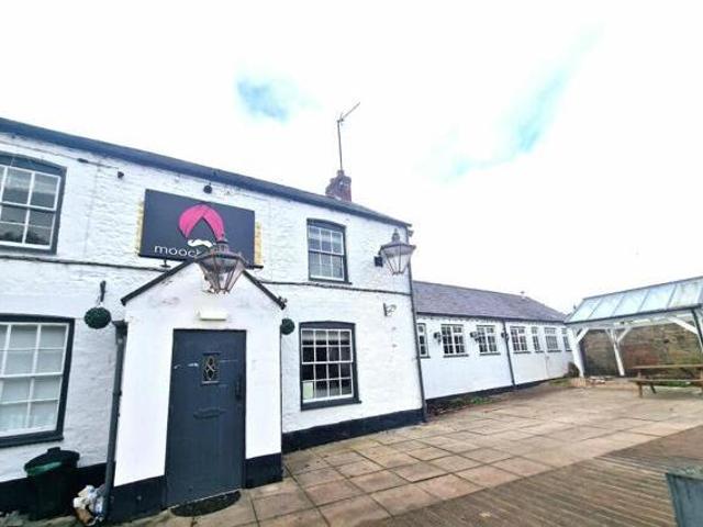 3 Bedroom Flat For Rent In Denton