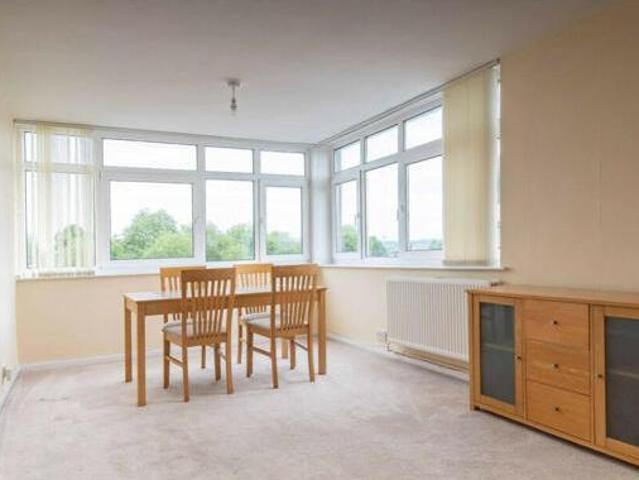 3 Bedroom Flat For Rent In Deverell Street, London