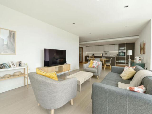 3 bedroom flat for rent in Dickens Yard, Ealing, London, W5