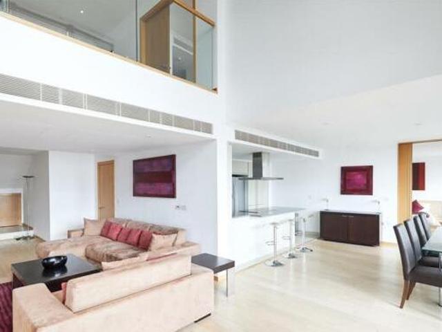3 Bedroom Flat For Rent In Docklands