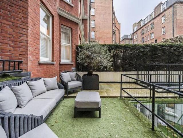 3 bedroom flat for rent in Draycott Place, Chelsea, London, SW3