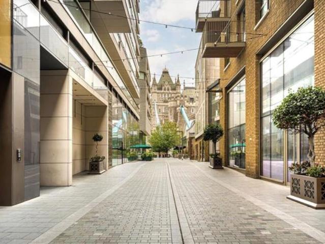 3 bedroom flat for rent in Duchess Walk, Shad Thames, SE1