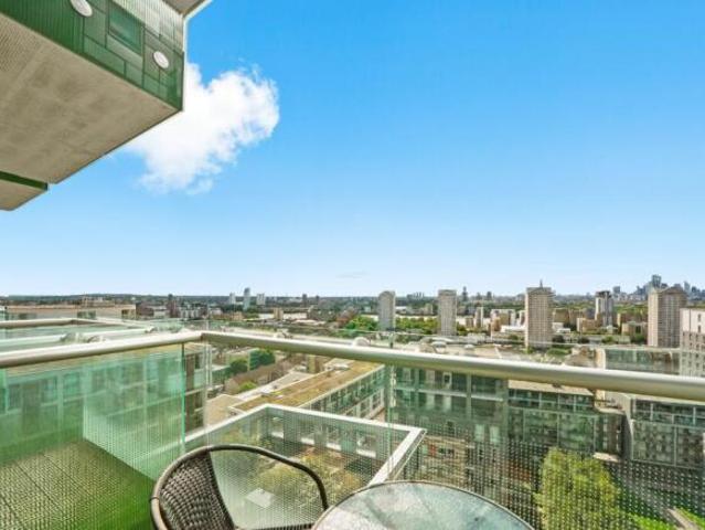 3 bedroom flat for rent in Duckman Tower, 3 Lincoln Plaza, E14