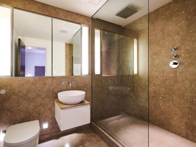 3 bedroom flat for rent in Duke Street, London, W1K