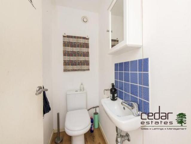 3 bedroom flat for rent in Dyne Road, Kilburn NW6
