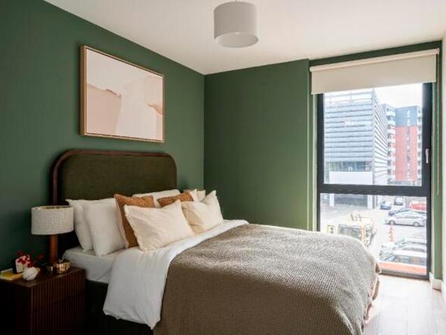 3 bedroom flat for rent in E 52, Kew Curve, Capital Interchange Way, Brentford, TW8