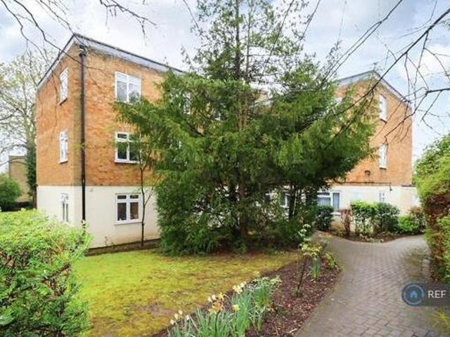 3 Bedroom Flat For Rent In Ealing